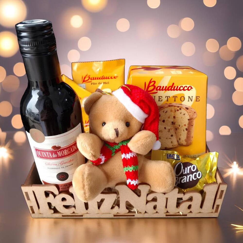 Cesta Feliz Natal Com Vinho Panettone Ursinho De Natal E Delicias